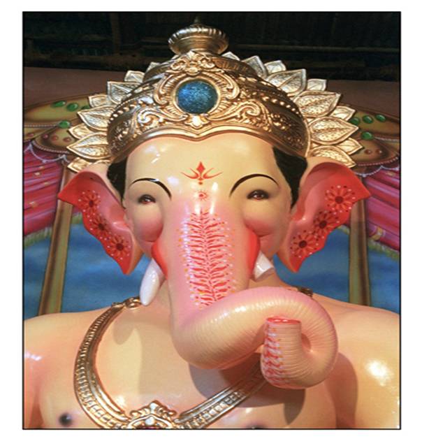 Making of Lalbaugcha Raja - KuchBhi